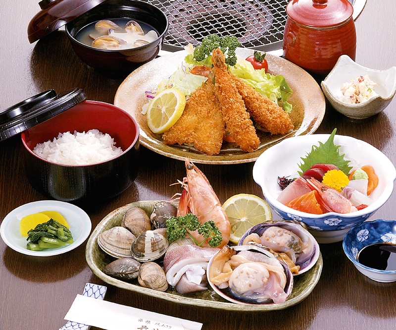 前芝館 | お食事・お飲物 | お食事・宴会・宿泊・名物海鮮バーベキュー | 愛知県豊橋市